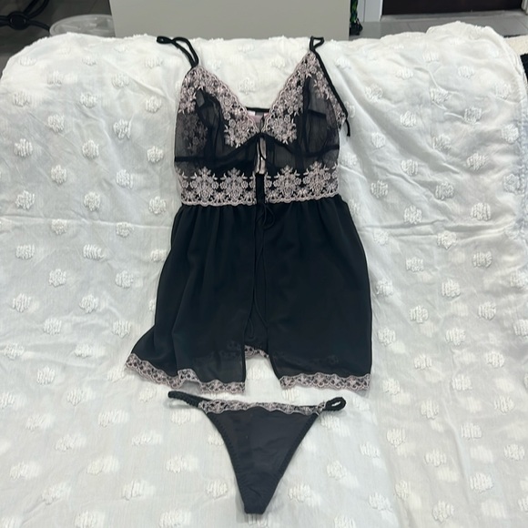 Victoria's Secret | Intimates & Sleepwear | Victoria Secrets Lace ...